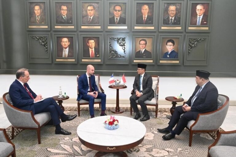 Pertemuan Menlu RI dan Menlu Prancis, Bahas Langkah Konkret Penguatan Kemitraan Strategis ...